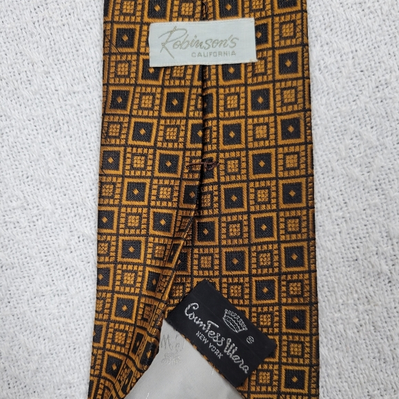 countess mara | Accessories | Rare Countess Mara Silk Tie | Poshmark